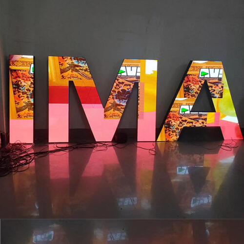 Lums Signage – Pioneer in signage work.